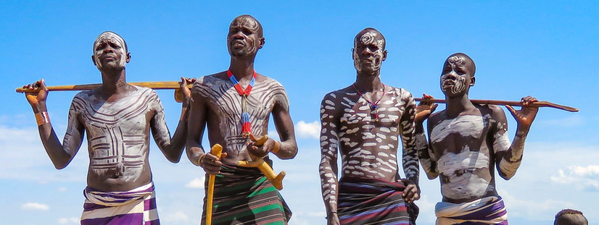 Omo Valley Part 4: Headrests and Visiting Stools – 2 Suitcases for 2 years